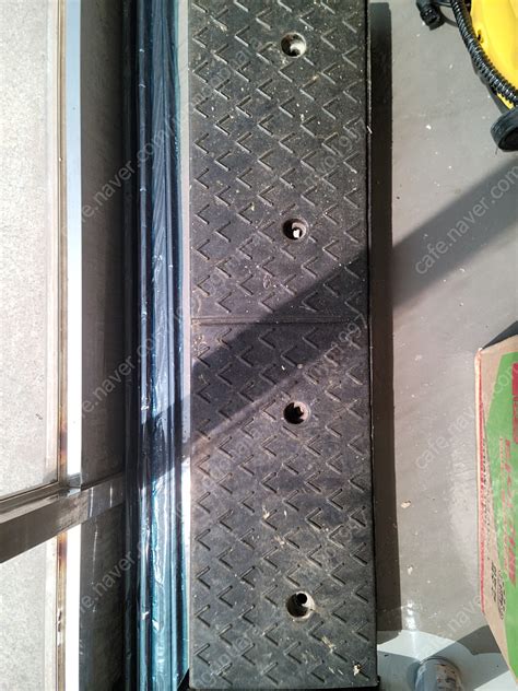 차량 휠체어 진입판 진입로 경사로 경사판 통고무 판매합 기타 생활용품 중고나라