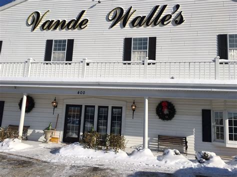 Vande Walles Candies Updated March 2026 28 Photos And 37 Reviews 400 N Mall Dr Appleton