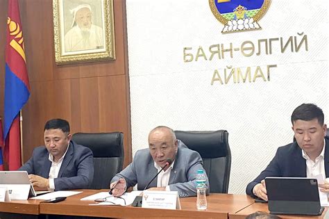 БАЯН ӨЛГИЙ АЙМГИЙН ОНЦГОЙ КОМИССЫН 4 ДҮГЭЭР ХУРАЛДААН БОЛЛОО