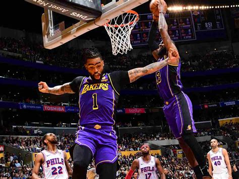 Dangelo Russell Recreates Lebron James Dwyane Wade Dunk