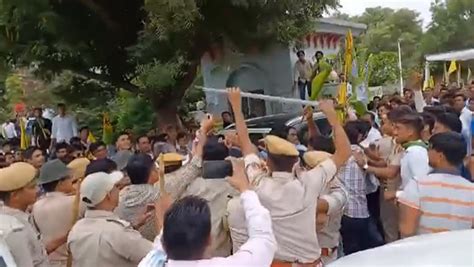 नागौर के डेगाना में इस बात पर भिड़ गए हनुमान बेनीवाल व रिछपाल मिर्धा के