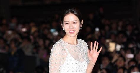 사진 손예진사랑스런 화이트 여신