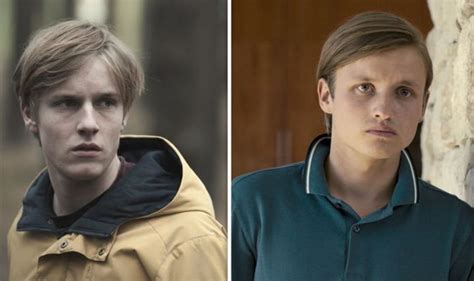 Dark Season 3 Will We See Future Bartosz In Season 3 Who Did Noah