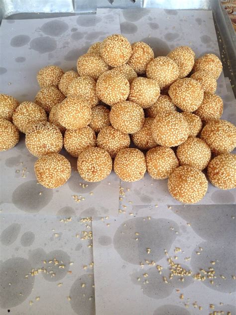 ขนมไข่หงส์ 10 ชิ้น ร้าน ขนมปะดา สามแยกโพธิ์เสด็จ สาขาสามแยกโพธิ์เสด็จ