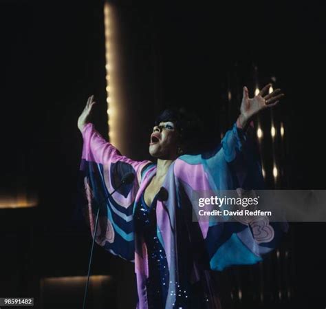 Welsh Singer Shirley Bassey Performs Live On Stage Circa 1975 News