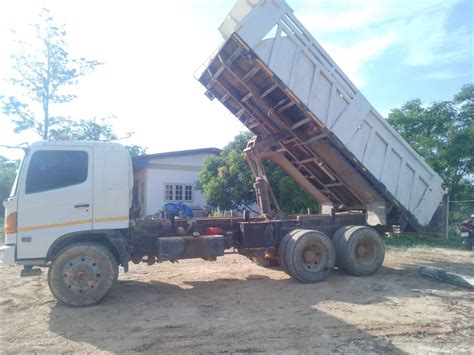 ตลาดซื้อขาย รถบรรทุก 10ล้อ สิบล้อ สองเพลา ดั้มพ์ Hino ฮีโน่ Fm ชลบุรี มือสอง สินค้าที่ขาย