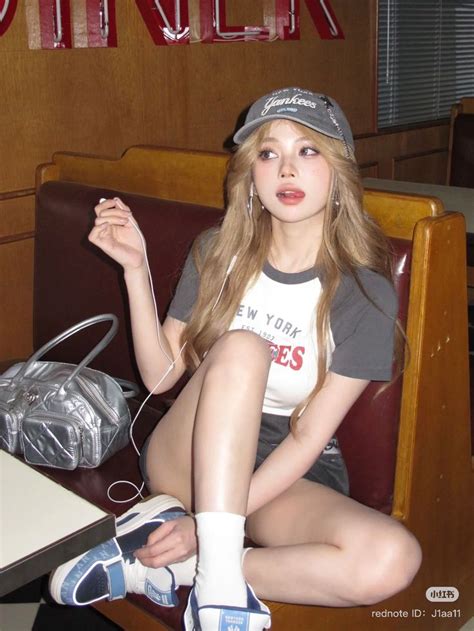 Ghim Của ปัทมา กาญจนี Trên เกาเท่ๆ Trong 2025 Nữ Thần Thời Trang Tạo Dáng Chụp ảnh Cho Nữ