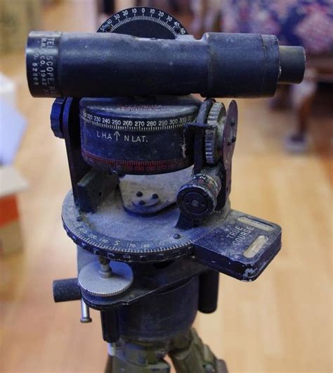Wwii Astro Compass And Tripod Set Uniforms Kit And Field Equipment