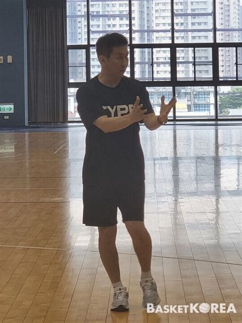 타이페이로 간 Basketkorea 김상식 정관장 감독의 2가지 고민 3점슛 성공률마이클 영
