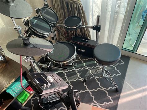 Alesis Command Mesh Electric Drum Kit Hobbies And Toys Music And Media
