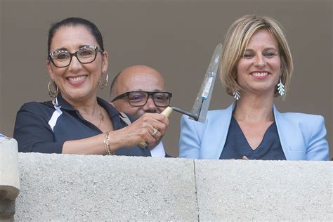 ÉDUCATION Passe d armes entre Fadila Khattabi et Océane Charret
