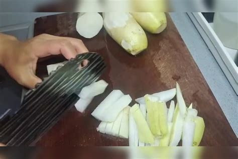 过年大鱼大肉吃腻了，做一道开胃解腻的泡酸萝卜，酸辣脆爽