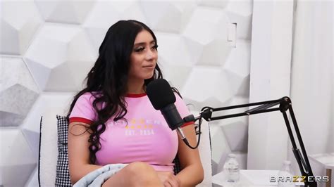 Podcast Kira Noir Hosts Violet Myers And Alex Jones Join For A Steamy