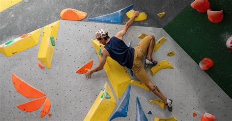 Intermediate Bouldering Techniques To Improve Your Climbing