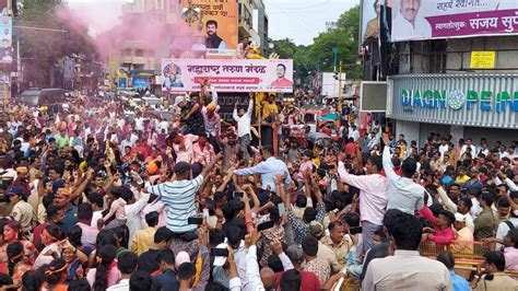 पुण्यातील गणेशोत्सव विसर्जन मिरवणुक २८ तास ४० मिनिटांनी संपली