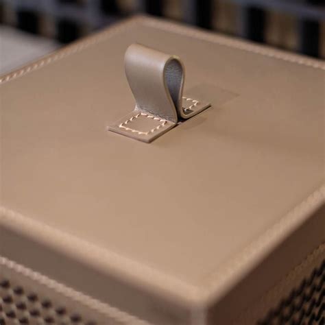 Eclipse Box Interiorx