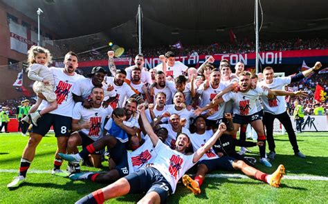 Il Genoa batte l Ascoli il Bari pareggia oggi è promozione in A Sky