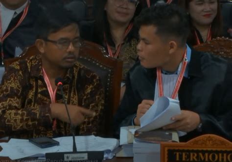 KPU Tegur Kuasa Hukumnya Dalam Sidang MK Gegara Salah Tulis Permohon