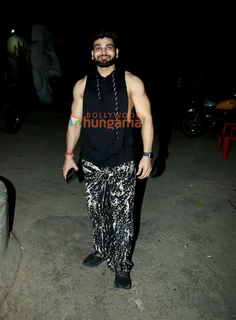 Photos Shiv Thakare Dhanashree Verma And Manisha Rani Snapped On The