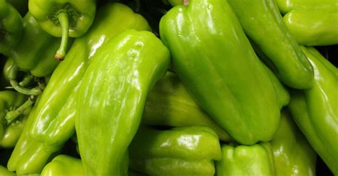 Cubanelle Pepper All About Heat Flavor Uses Substitutes Holisticwow