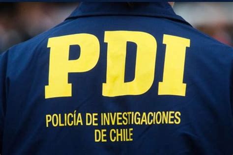 Pdi Detiene A Dos Carabineros Por Presuntamente Ofrecer Protección A