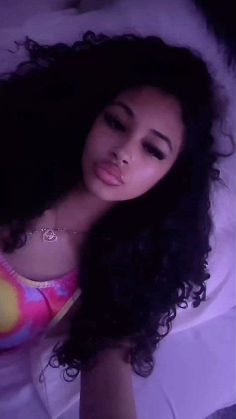 Light Skin Thick Baddie