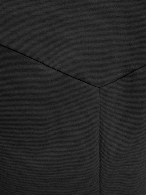 Укороченная футболка с V образной вставкой на спинке Lichi Online Fashion Store