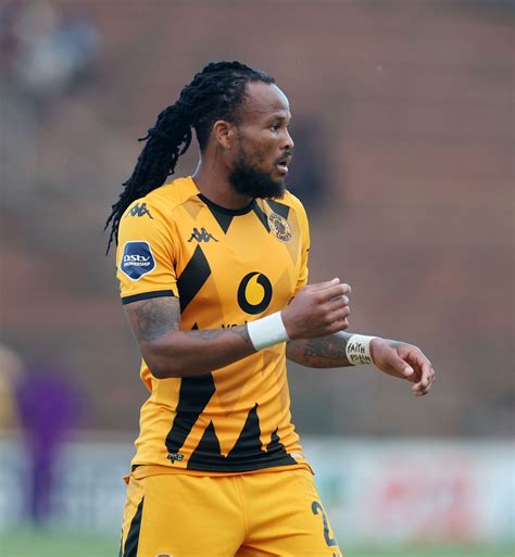 Kaizer Chiefs Edmilson Dove Calls For Unity To Fix Defensive Issues