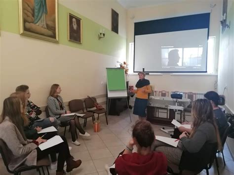 Projekt Piękna Ukochana Nowe Miasto Siostry Sercanki