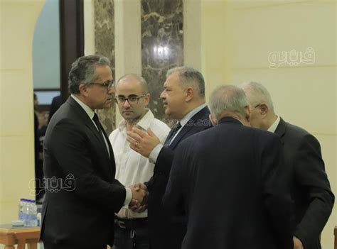 وزراء وشخصيات عامة يقدمون واجب العزاء في زوجة وزير التعليم السابق فيديو