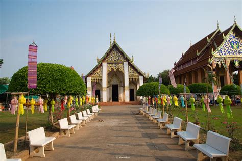 วัดพระธาตุช้างค้ำวรวิหาร วัดเก่าแก่ใจกลางเมืองน่าน Thesunsight