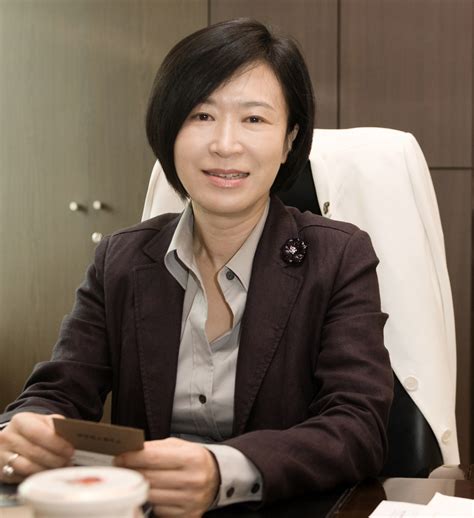 척추건강을 위한 바른 자세 습관화는 학습에서 비롯되어야 해