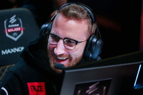 Olofmeister Steps Down From FaZe Clan