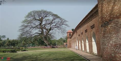 বাগেরহাটের ষাট গম্বুজ মসজিদ Sixty Dome Mosque বাংলাদেশ সম্পর্কে