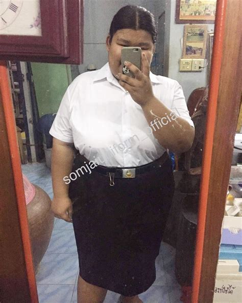 รีวิวชุดไซส์ใหญ่ ชุดนักศึกษาสมใจ Somjai Uniform