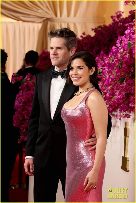 America Ferrera Wears Barbie Pink For Oscars 2024 With Husband Ryan