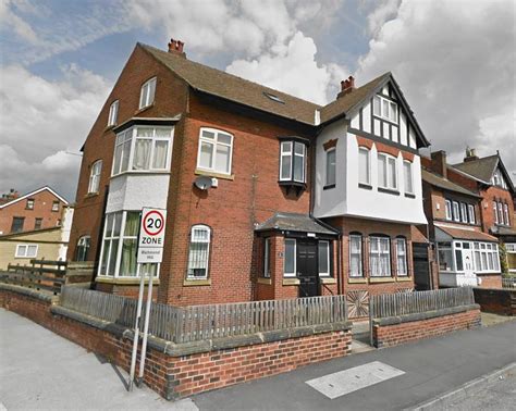 Property In East Park Parade East End Park Leeds LS9 9NQ