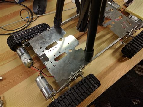 Diy Telepresence Robot Part 2 An Oversized Rc Tank Base A Tripod