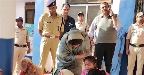 Dindori Accident 14 लोगों की मौत पर पसरा मातम Video में सुनें कैसे