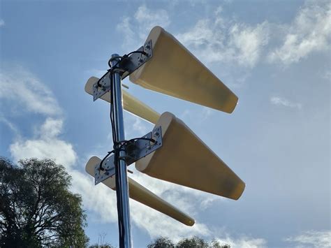 5g Mimo 4x4 Lpda Antenna 3g4g5g 10 M Ant Yagi 4x4 10sp Comset Comset