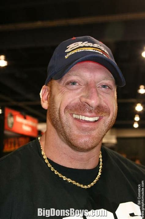 Tall Bodybuilder Noah Steere Gallery Page 1