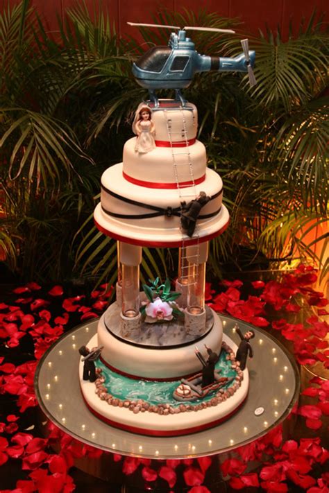 James Bond Wedding Cake