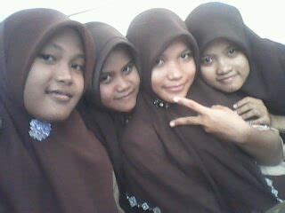 Masdoel Karang Pucung Pesona Gadis Gadis Kampung Yang Alami