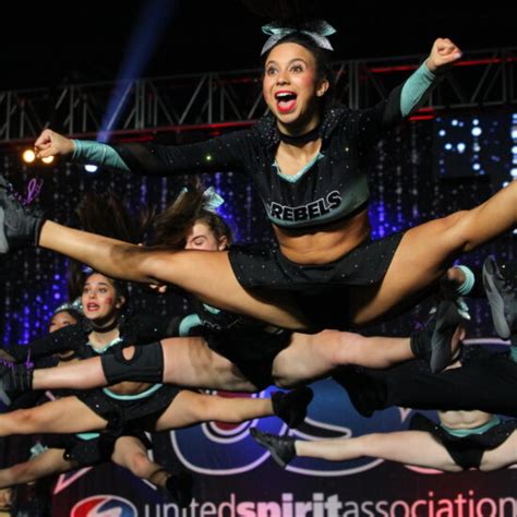 Cheerleading Rebels Elite