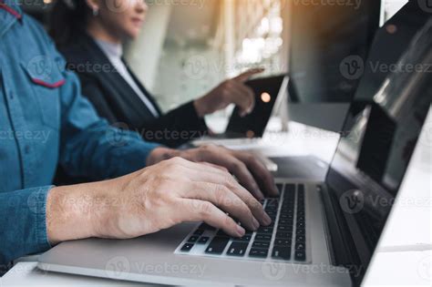 Professional Development Programmer Cooperating Meeting Programming Website Working A Software