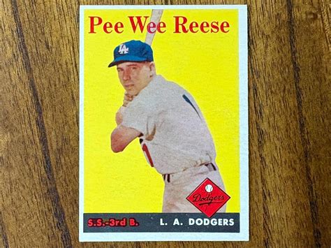 1958 Pee Wee Reese Topps Baseball Card 375 Sharp Corners No Creases