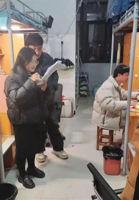 喜迎开学，暖心到寝 我院开展2024年春季开学查寝工作 电气学院