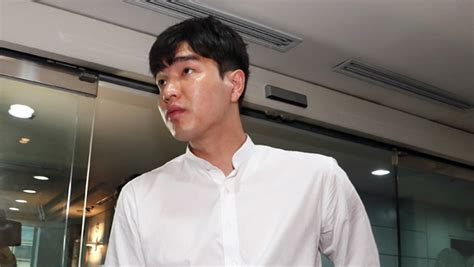 프로농구 Fa 역대 최고액 김종규 Db 유니폼