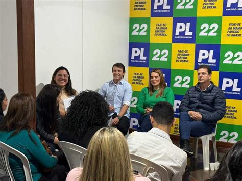 Eleições 2024 Ao Lado Do Pré Candidato A Vice Sheila Lemos Se Reúne
