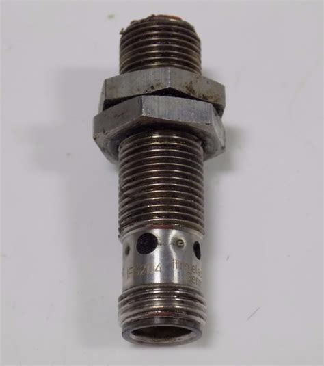 Ifm Square D Inductive Proximity Sensor Ifs204 930256317792 Ebay